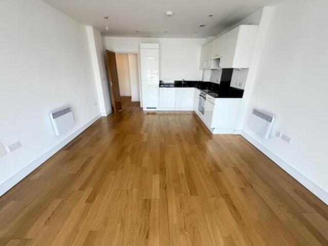 2 bedroom apartment for rent in Dock Head Road, Chatham ME4 4ZL, ME4