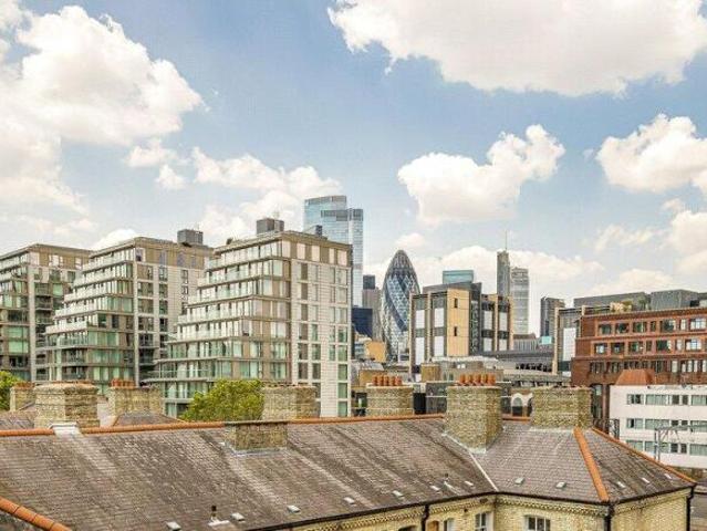 2 bedroom apartment for rent in Dock Street, London, Luxe Tower, E1