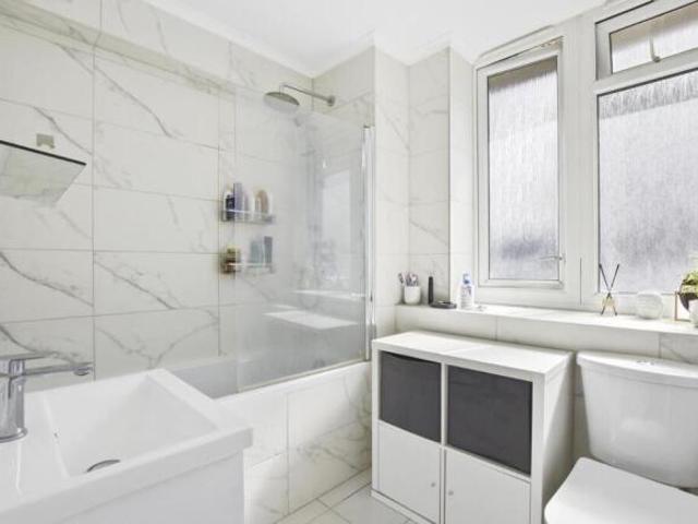2 bedroom apartment for rent in Dobson Close, Swiss Cottage, London, NW6