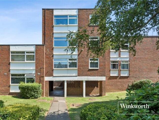2 bedroom apartment for rent in Dollis Avenue, Finchley, London, N3