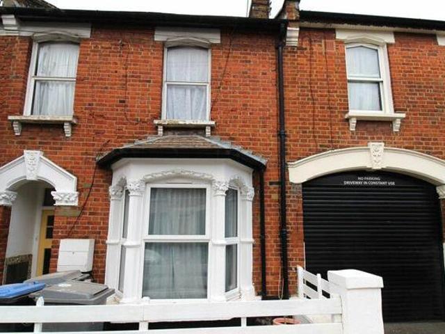 2 Bedroom Apartment For Rent In Dollis Hill, London