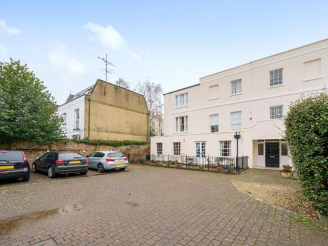 2 bedroom apartment for rent in Douglas House, Vittoria Walk, CHELTENHAM, Gloucestershire, GL50