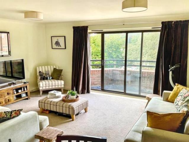 2 bedroom apartment for rent in Dour House, Maison Dieu Road, Dover, CT16