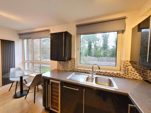 2 bedroom apartment for rent in Droitwich Close, London, SE26