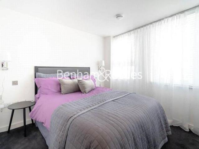2 bedroom apartment for rent in Eagle Point, City Road, Hackney, London, EC1V