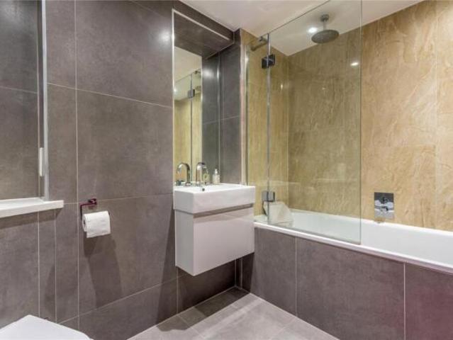 2 bedroom apartment for rent in Eagle Point, City Road, Old Street, EC1V