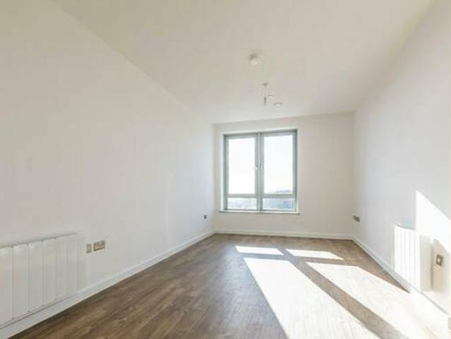2 bedroom apartment for rent in Eagle Way Great Warley Brentwood CM13