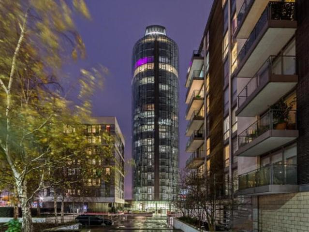 2 bedroom apartment for rent in Ealing Road, Brentford, TW8