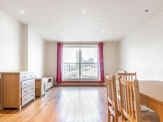 2 Bedroom Apartment For Rent In East India, London