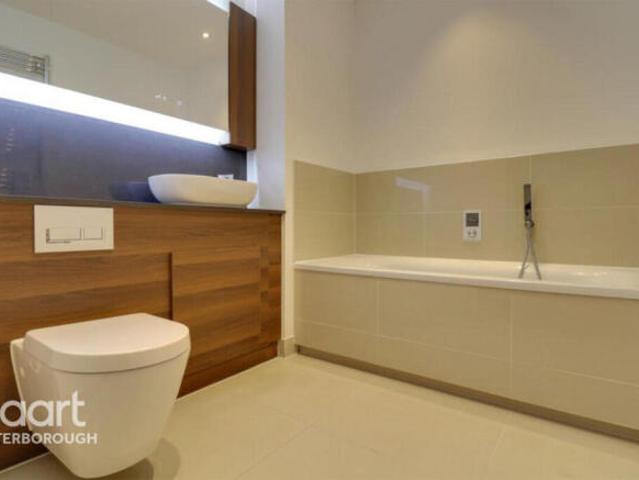 2 bedroom apartment for rent in East Station Road, Peterborough, PE2