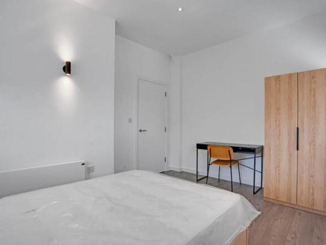 2 bedroom apartment for rent in East Street, Leeds, West Yorkshire, LS9