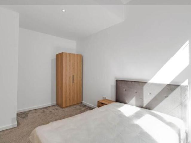 2 bedroom apartment for rent in East Street, Leeds, West Yorkshire, LS9