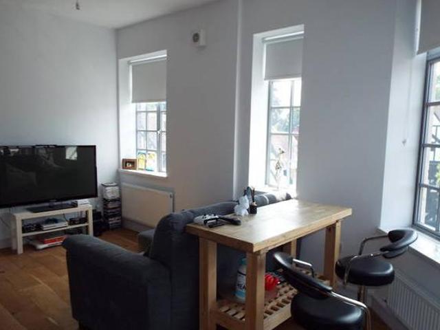 2 bedroom apartment for rent in East Street Tonbridge TN9