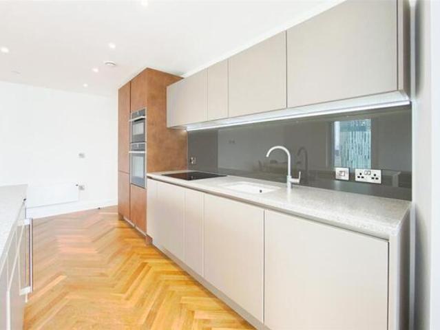 2 bedroom apartment for rent in East Tower, Deansgate Square, M15