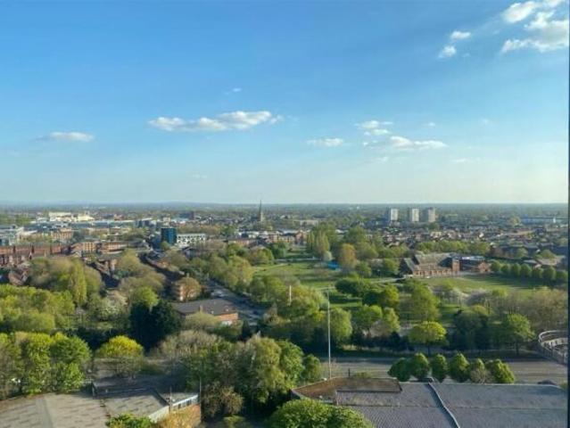 2 bedroom apartment for rent in East Tower, Owen Street, M15