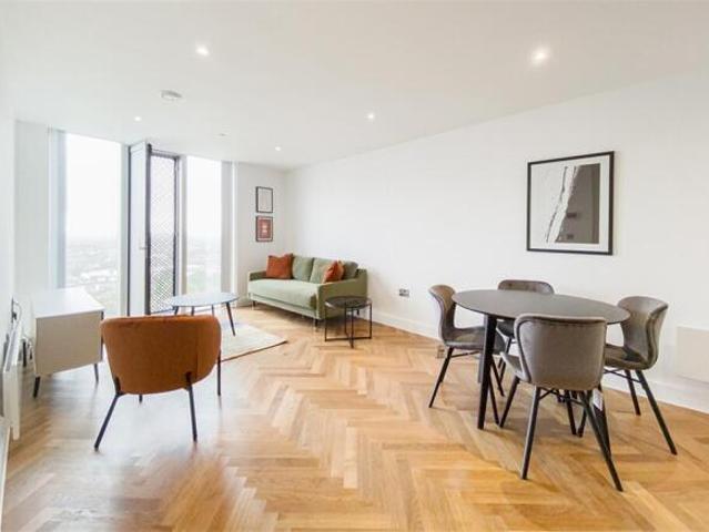 2 bedroom apartment for rent in East Tower, Owen Street, M15