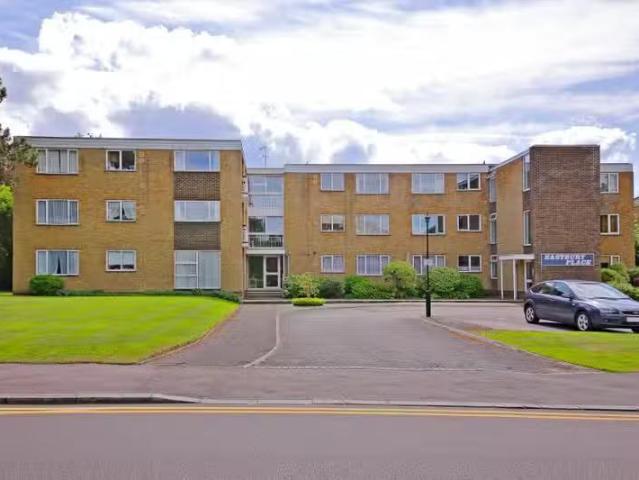 2 bedroom apartment for rent in Eastbury Avenue, Northwood, HA6