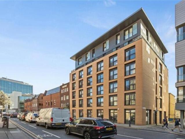 2 bedroom apartment for rent in Eastlight Apartments, Dock Street, E1