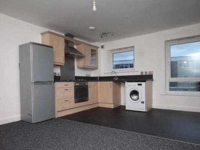 2 bedroom apartment for rent in Eccles Fold Chadwick Road Eccles M30