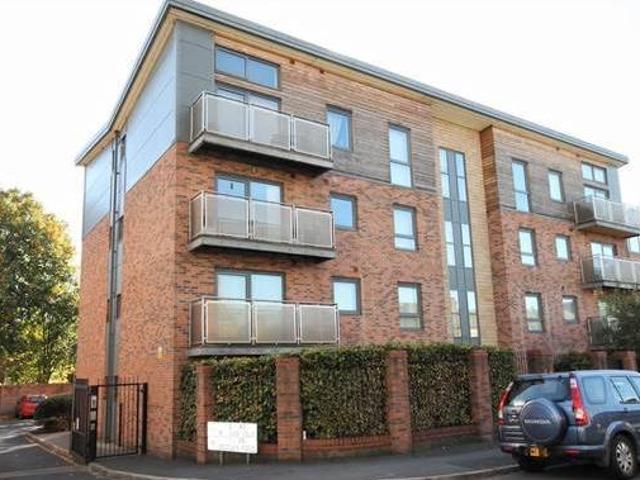 2 bedroom apartment for rent in Eccles Fold Eccles Manchester M30