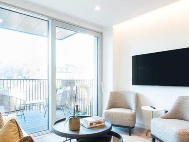 2 Bedroom Apartment For Rent In Edgware Road, London