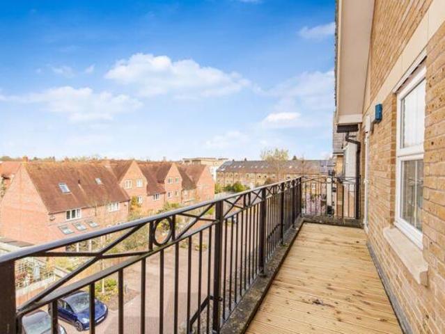 2 bedroom apartment for rent in Elizabeth Jennings Way, Oxford, OX2