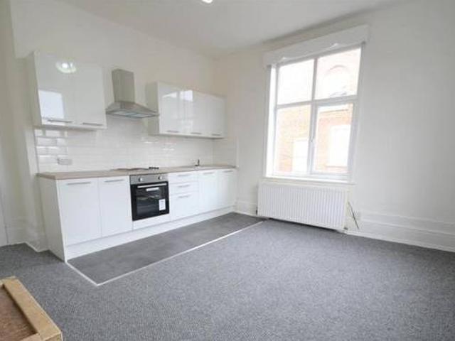 2 bedroom apartment for rent in Elliott Street Tyldesley Manchester M29