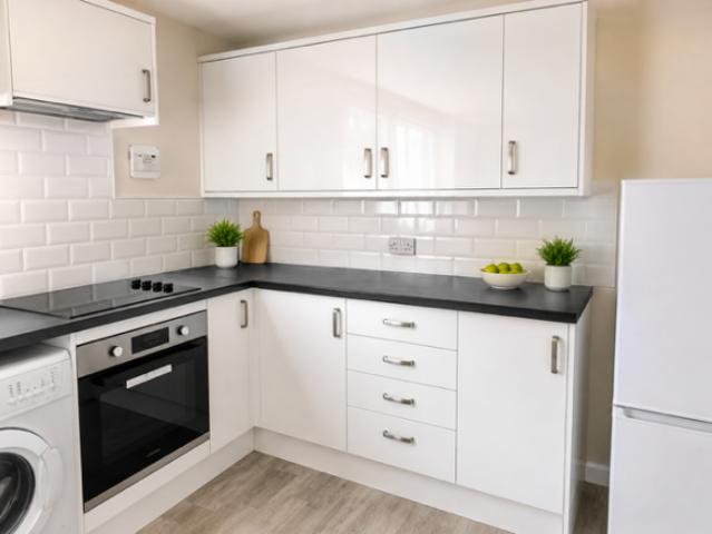 2 bedroom apartment for rent in Elm Close, Bassett, SO16