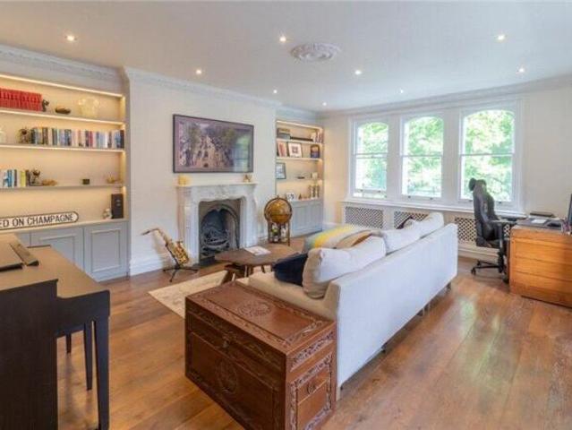 2 bedroom apartment for rent in Elm Park Gardens, South Kensington, London, SW10
