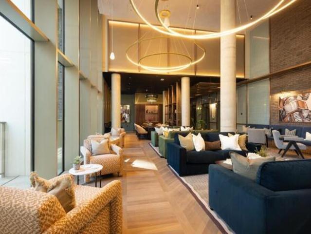 2 bedroom apartment for rent in Embassy Boulevard, London, SW11