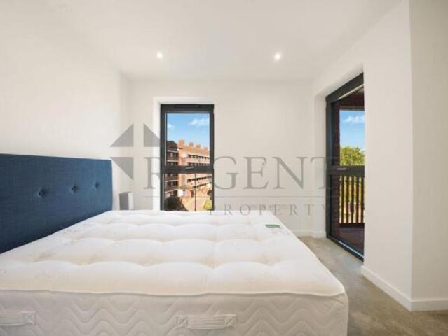 2 bedroom apartment for rent in Emperor Point, Dragonfly Walk, N4