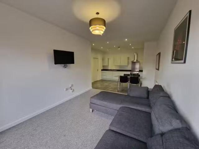 2 bedroom apartment for rent in Empire House, Bradford, BD1