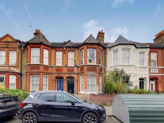 2 bedroom apartment for rent in Endymion Road, Brixton, SW2