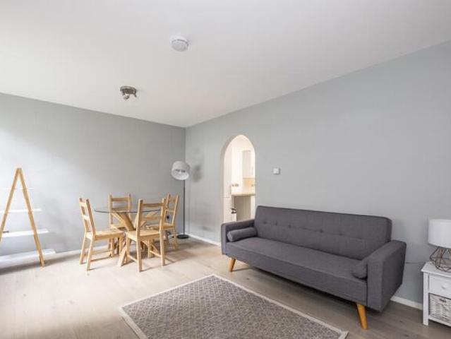 2 bedroom apartment for rent in Enford Street Marylebone W1H