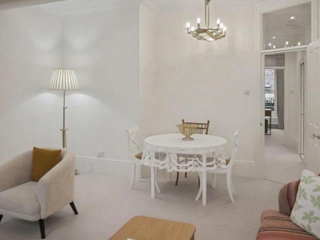 2 bedroom apartment for rent in Ennismore Gardens, Knightsbridge, London, SW7