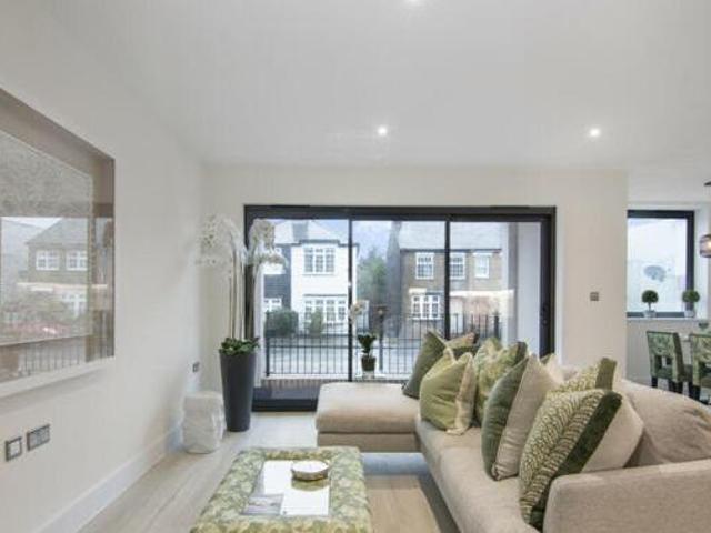 2 Bedroom Apartment For Rent In Epping