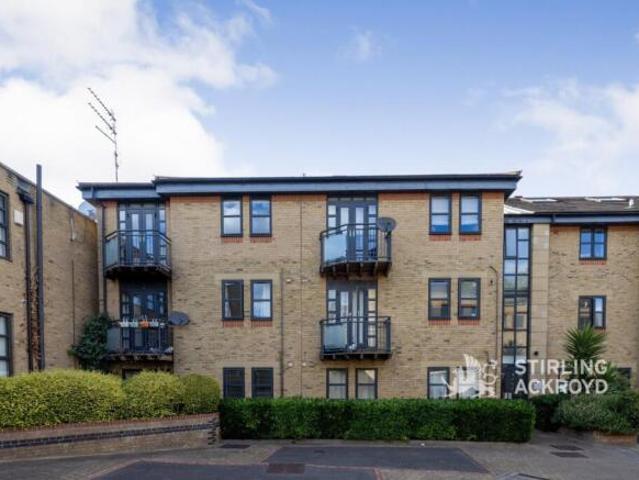 2 bedroom apartment for rent in Equity Square, Shoreditch, London, E2