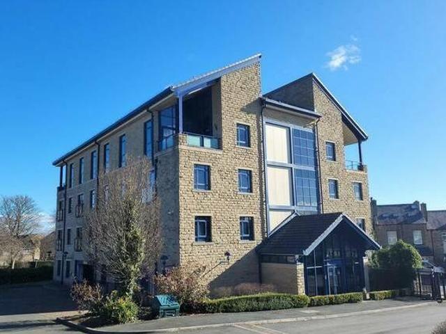 2 bedroom apartment for rent in Equilibrium Lindley HD3