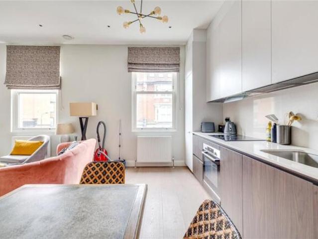 2 bedroom apartment for rent in Fulham Palace Road, London, W6