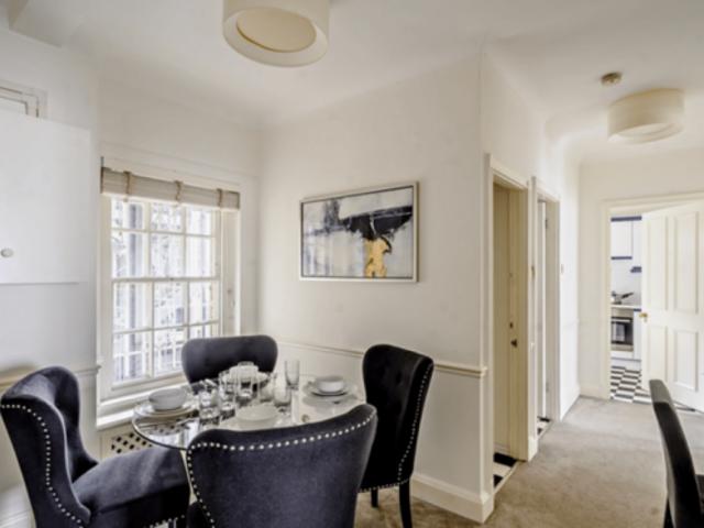 2 bedroom apartment for rent in Fulham Road, London, SW3