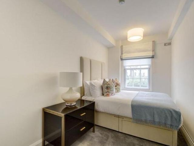 2 bedroom apartment for rent in Fulham Road, London, SW3