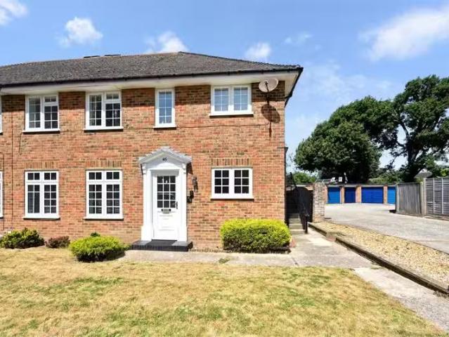 2 bedroom apartment for rent in Furzedown, Littlehampton, BN17