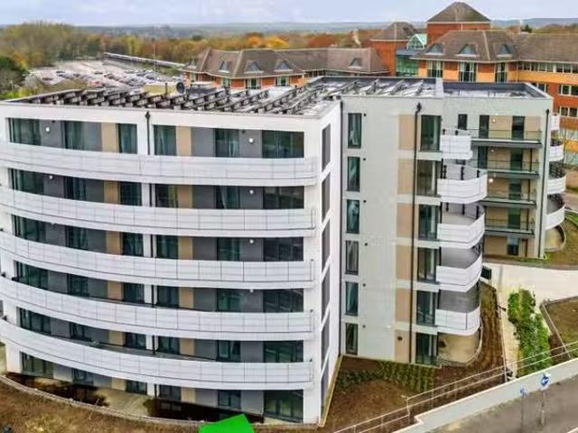 2 bedroom apartment for rent in Farnborough, GU14