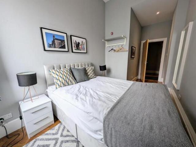 2 bedroom apartment for rent in Fenwick Street, Liverpool, L2