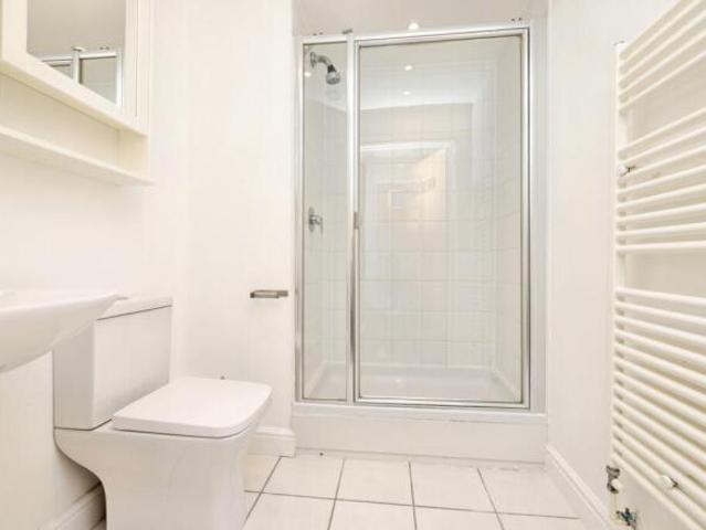 2 bedroom apartment for rent in Ferry Lane, Brentford, London, TW8