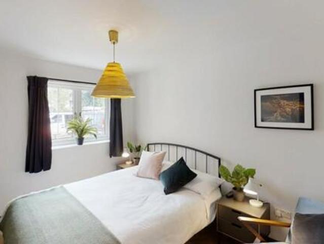 2 Bedroom Apartment For Rent In Filton, Bristol