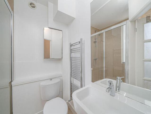 2 bedroom apartment for rent in Finborough Road, Chelsea, SW10