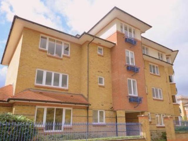 2 Bedroom Apartment For Rent In Finsbury Park
