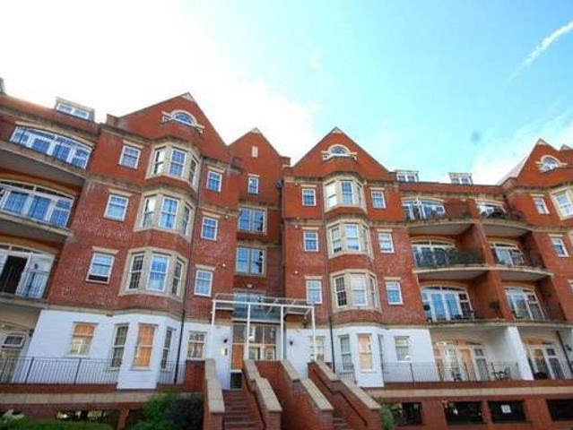 2 bedroom apartment for rent in Fisher Court Rhapsody Crescent Brentwood Essex CM14