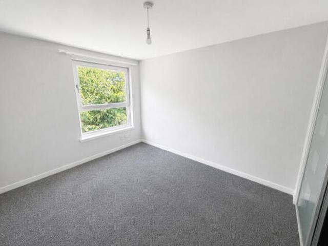 2 bedroom apartment for rent in Firpark Close, Glasgow, G31